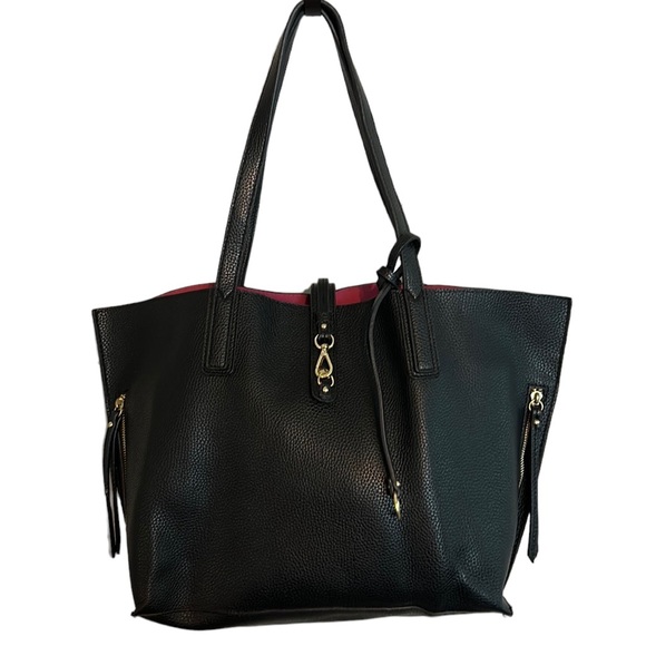 Travanti | Bags | Travanti Vegan Leather Shoulder Bag Pouch | Poshmark